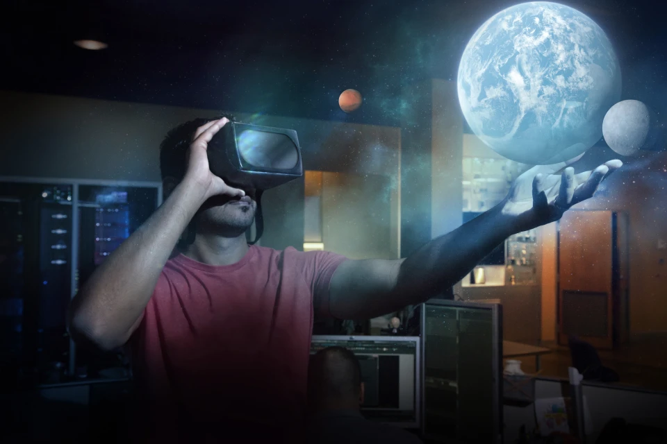 Falcon's Vision - Falcon's Attractions